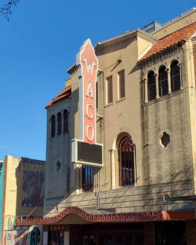 An Urban Walk in Downtown Waco, Texas - Darla Travels
