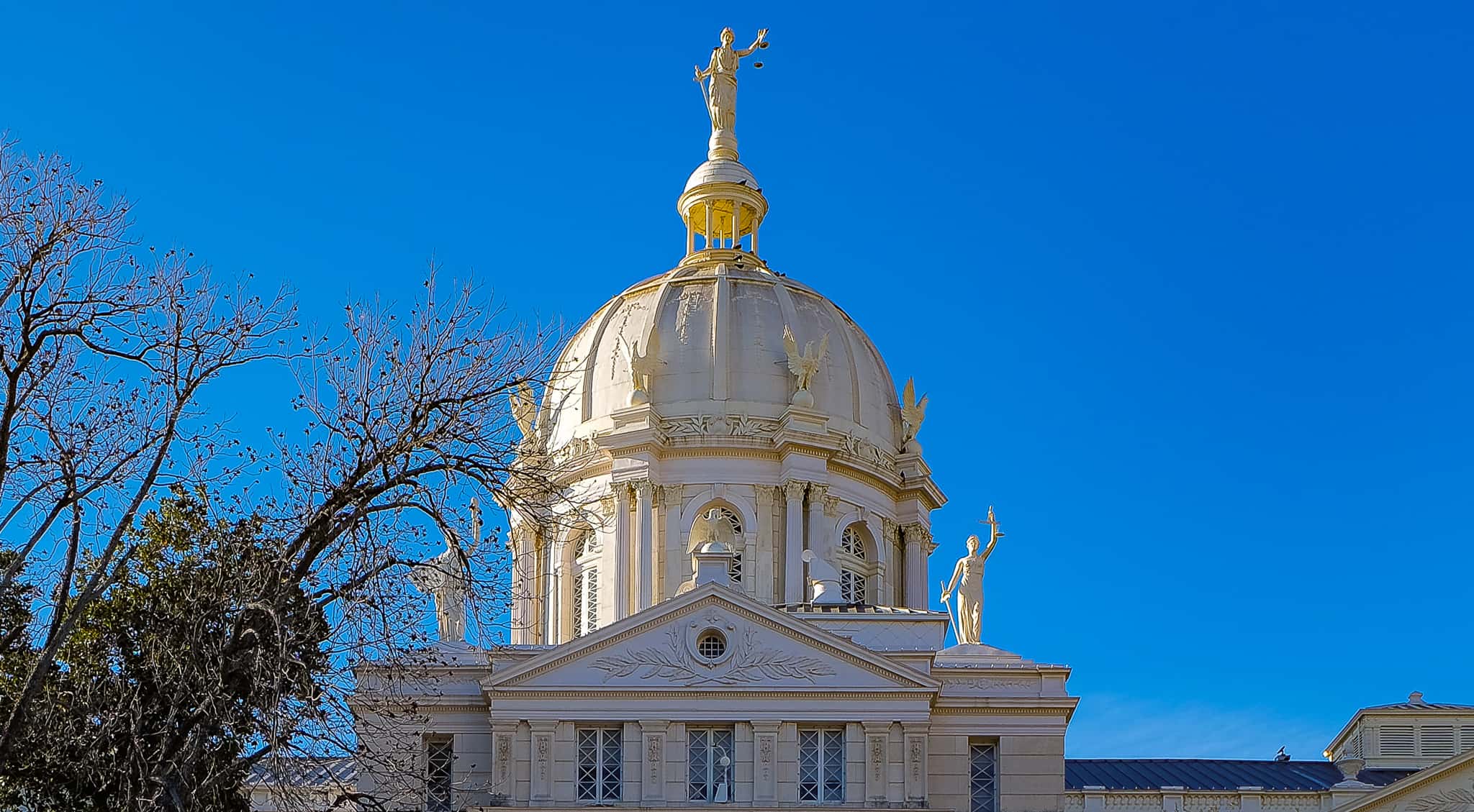 An Urban Walk in Downtown Waco, Texas - Darla Travels