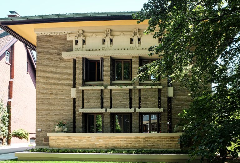 Four Walking Excursions in Milwaukee, Wisconsin - Darla Travels